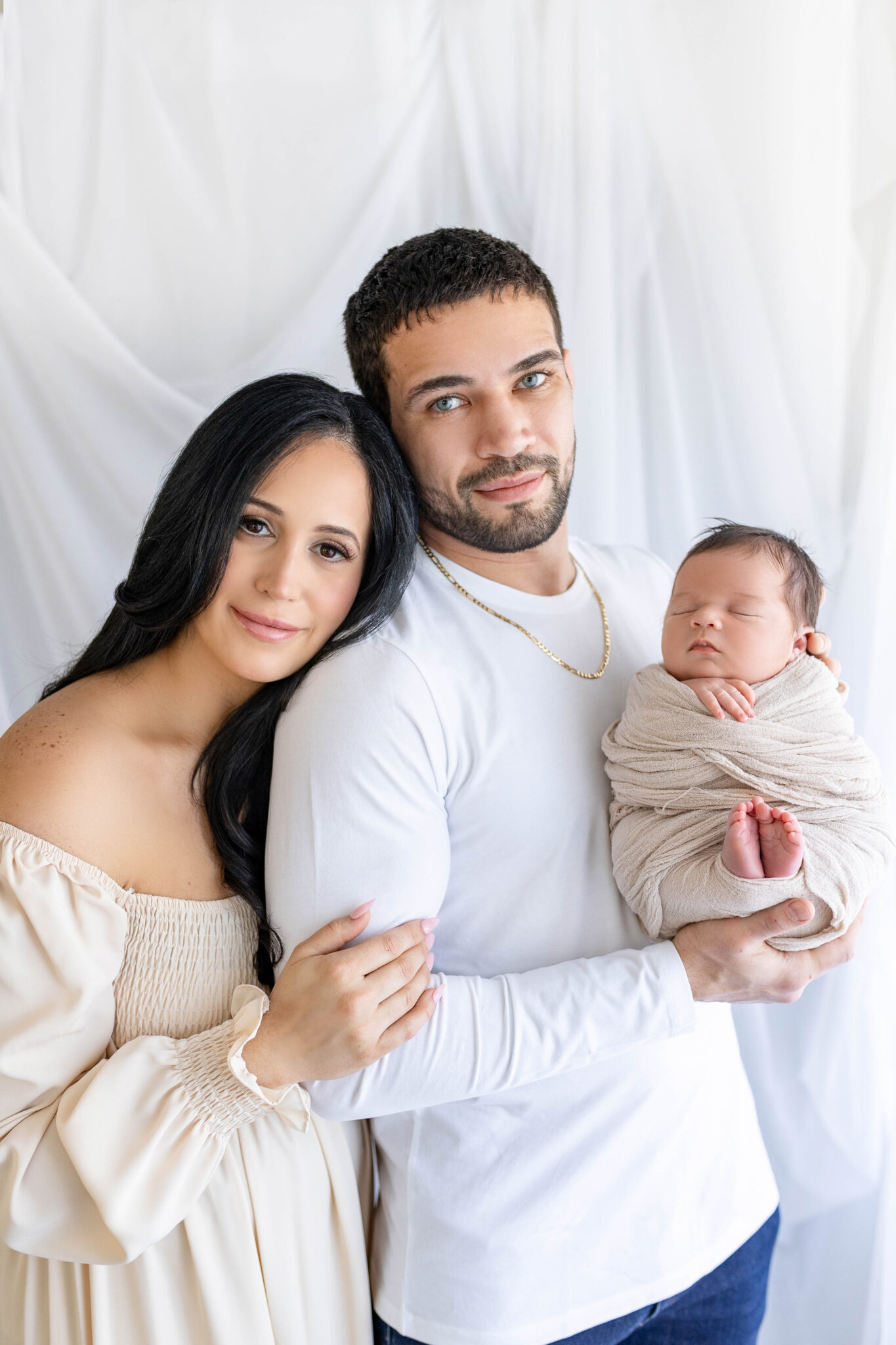 Beautiful Maternity and Newborn Photography Hamilton Ontario